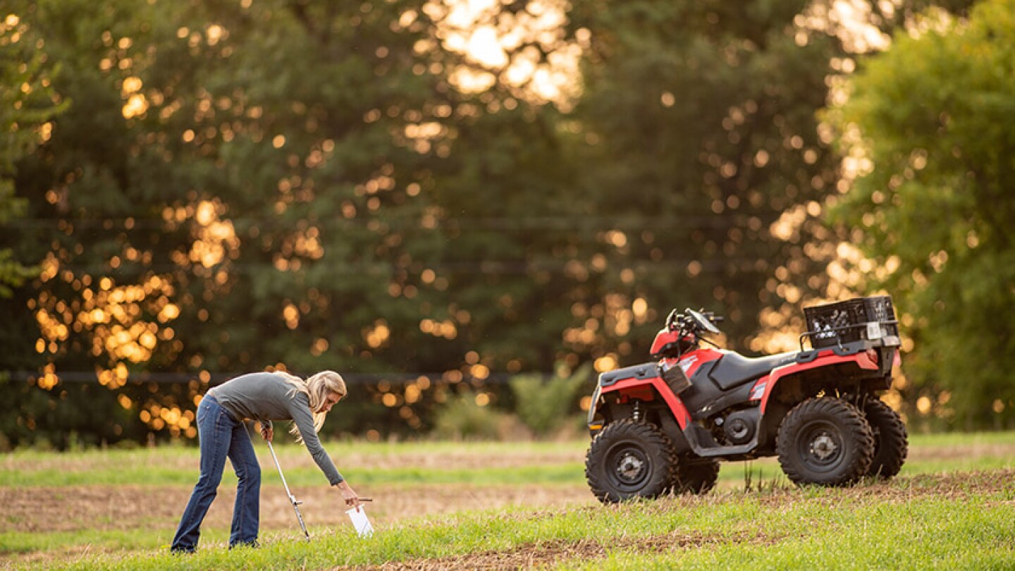 AgSource Gains Agronomy Lab and Brand Update