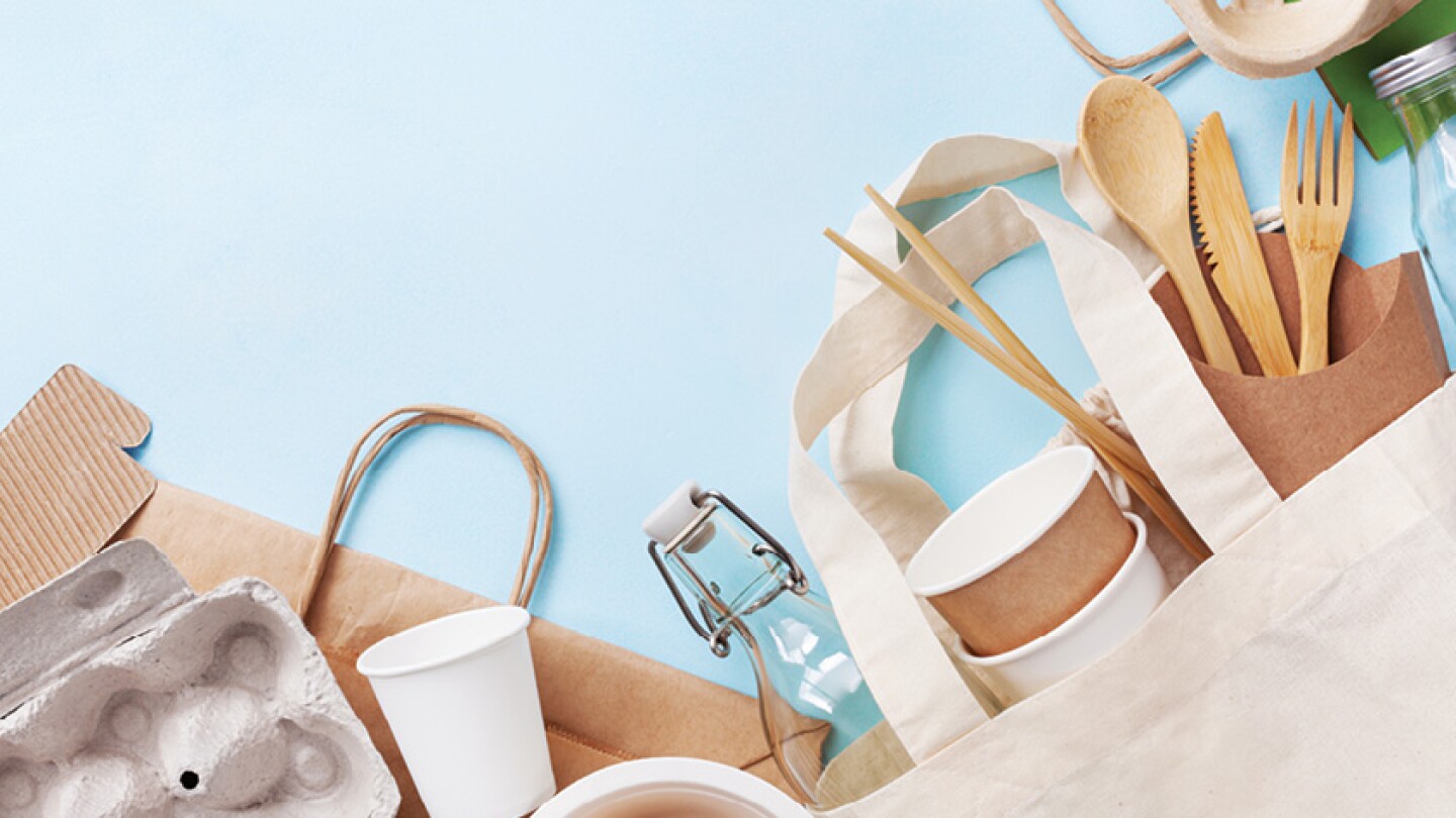 A third of investors of Yum! Brands support exploration of reusable ...