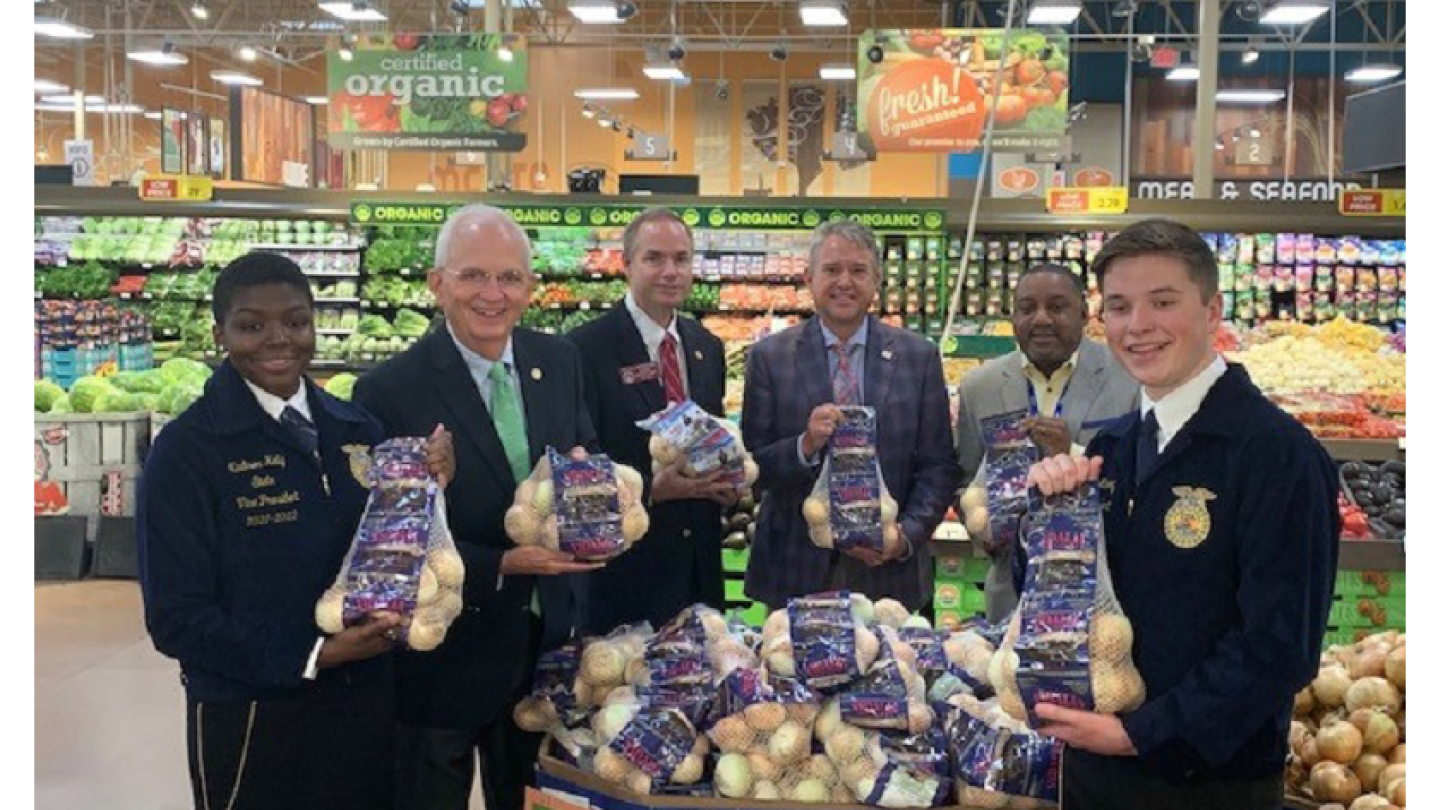 Kroger Atlanta Division raises $9,000 for agriculture students - The Packer