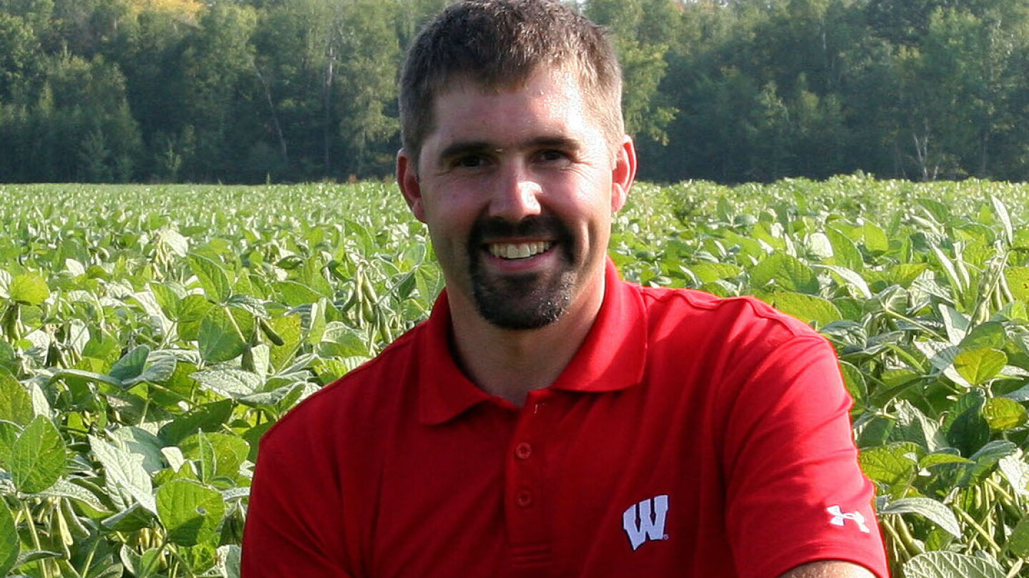 Born for Beans, Wisconsin’s Soybean Detective Hunts ROI - AgWeb