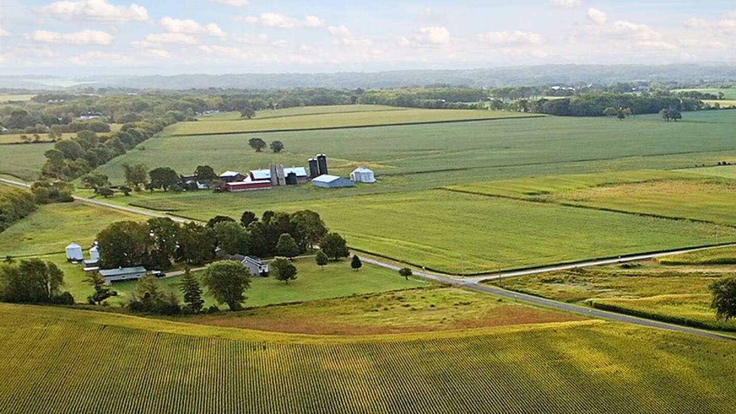 Here's 3 Things to Know About Purchasing Farmland Now
