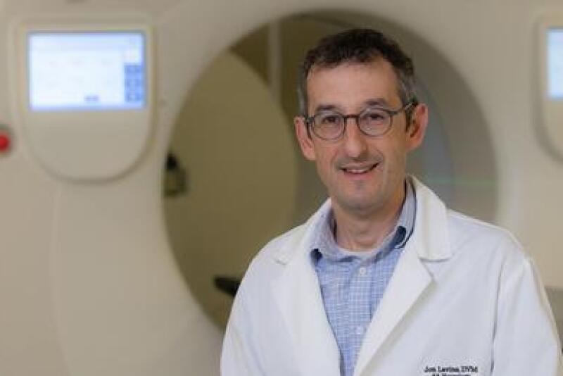 jonathan deans advocate