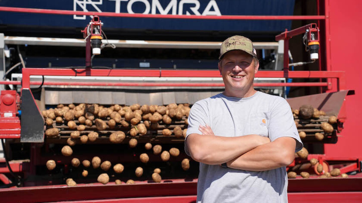 Sorting machines help potato grower decrease labor dependence - The Packer