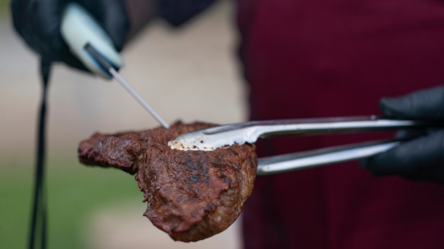 Can You Smell How Meat Tastes? - Drovers