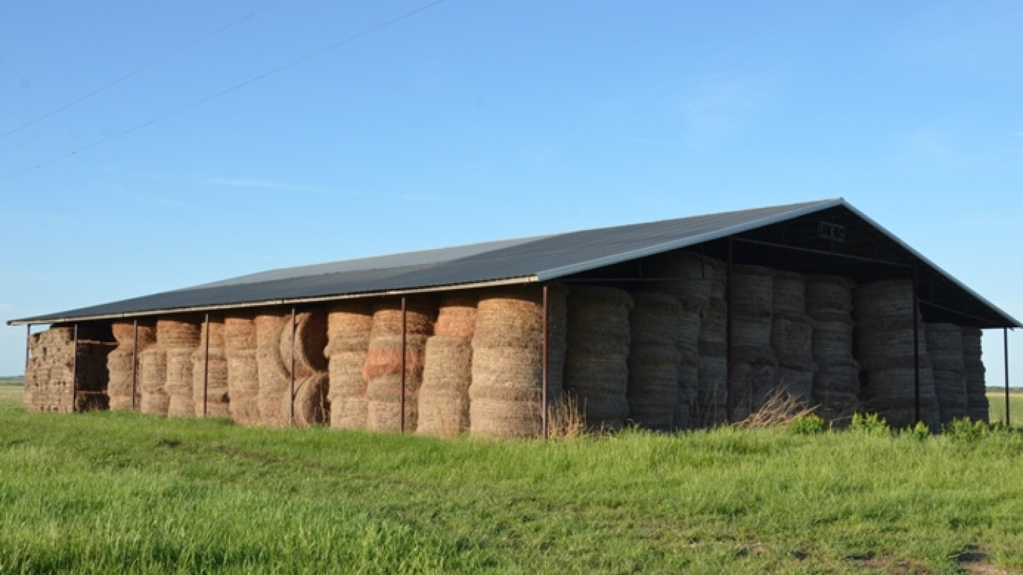 Storing Large Round Bales - Dairy Herd