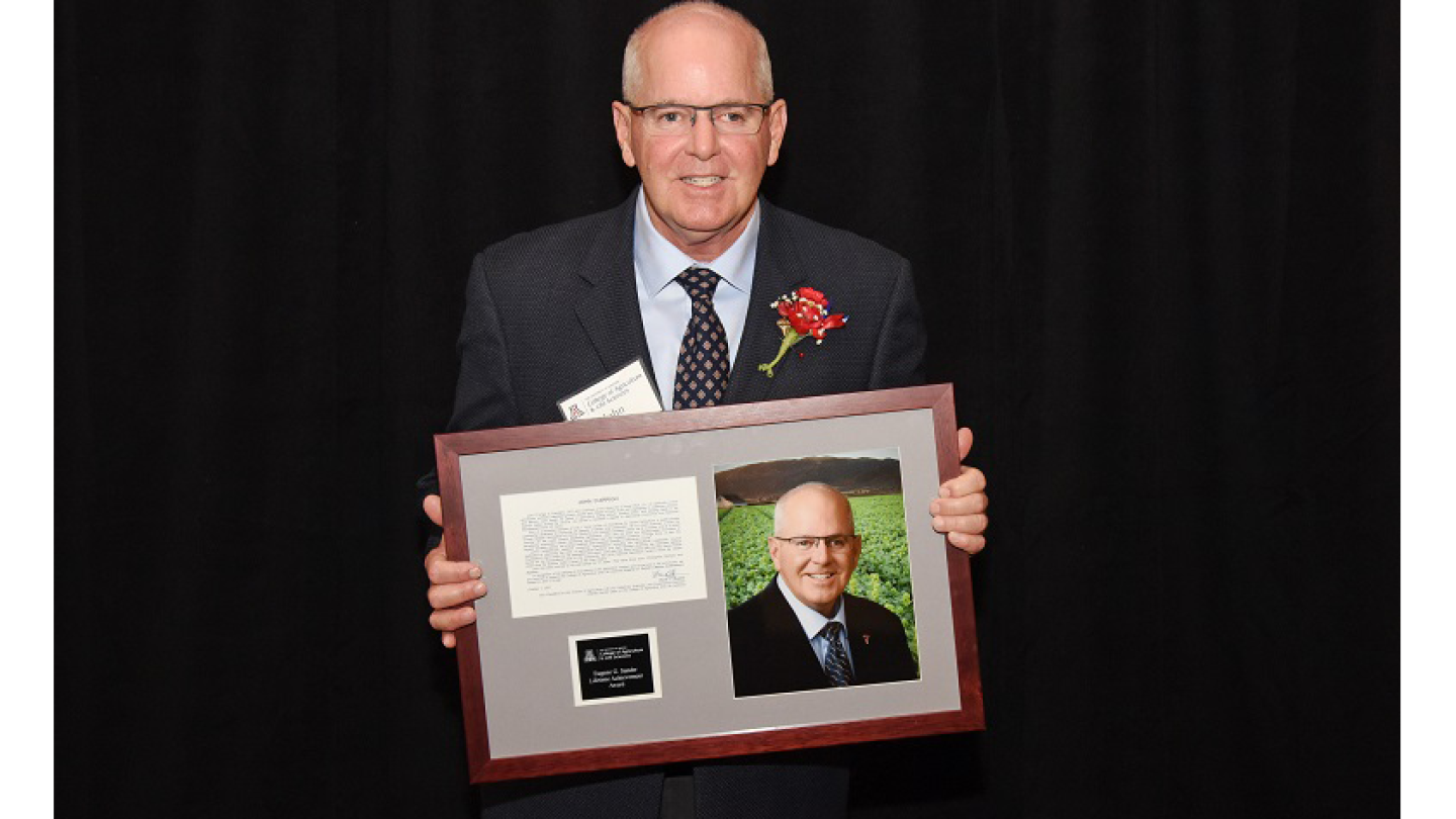 John D’Arrigo wins award from University of Arizona - The Packer