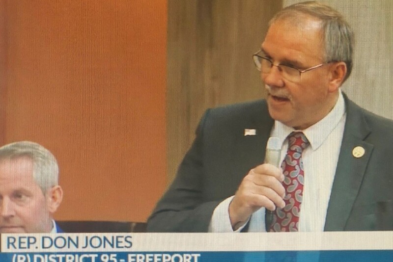 Ohio Pig Farmers Celebrate Big Step Forward in Passing Feral Swine Bill