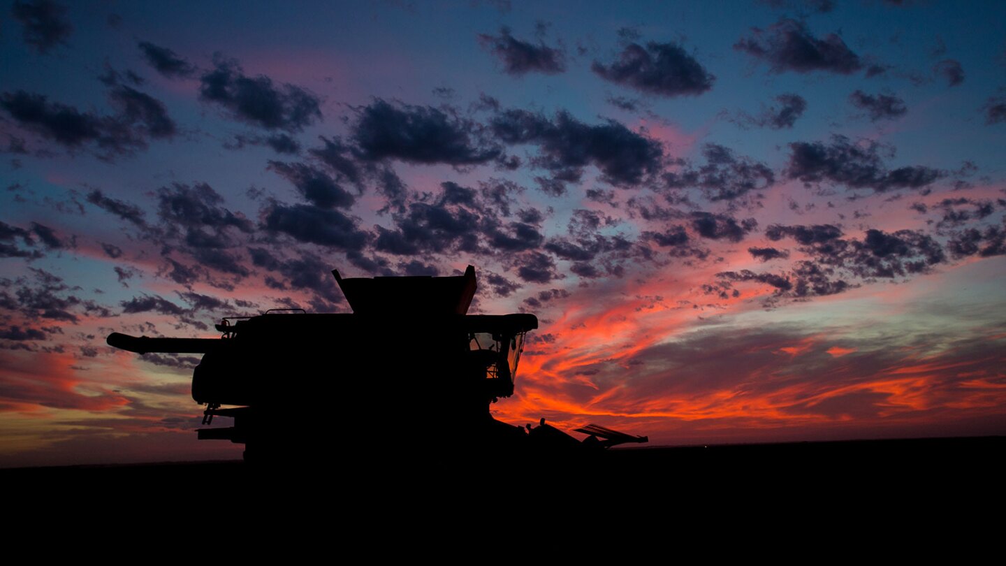 Latest AEM Data Reveals Weak Farm Equipment Demand - AgWeb