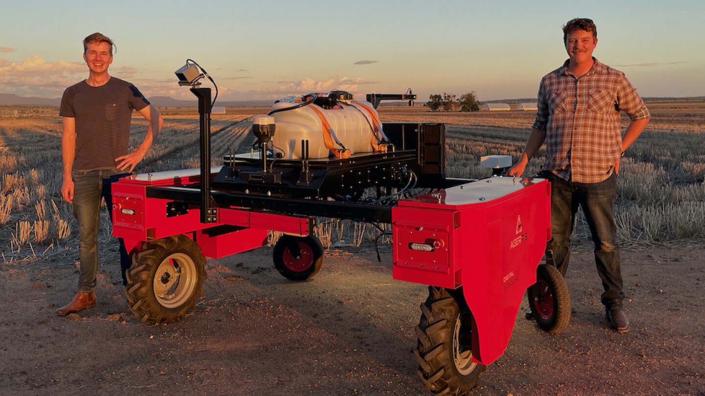 Farmer DIY: Weed-Specific Robotic Sprayers at Agriculture’s Door - AgWeb