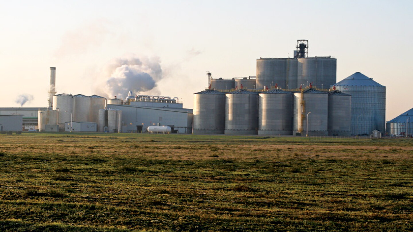 Ethanol Production Remains Strong - AgWeb
