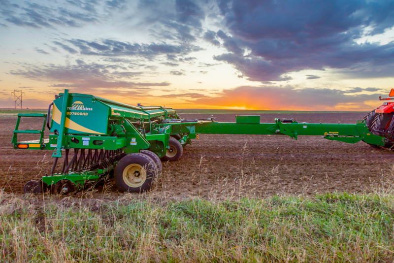 Great Plains Releases a New Line of Min-Till Folding Box Drills - AgWeb