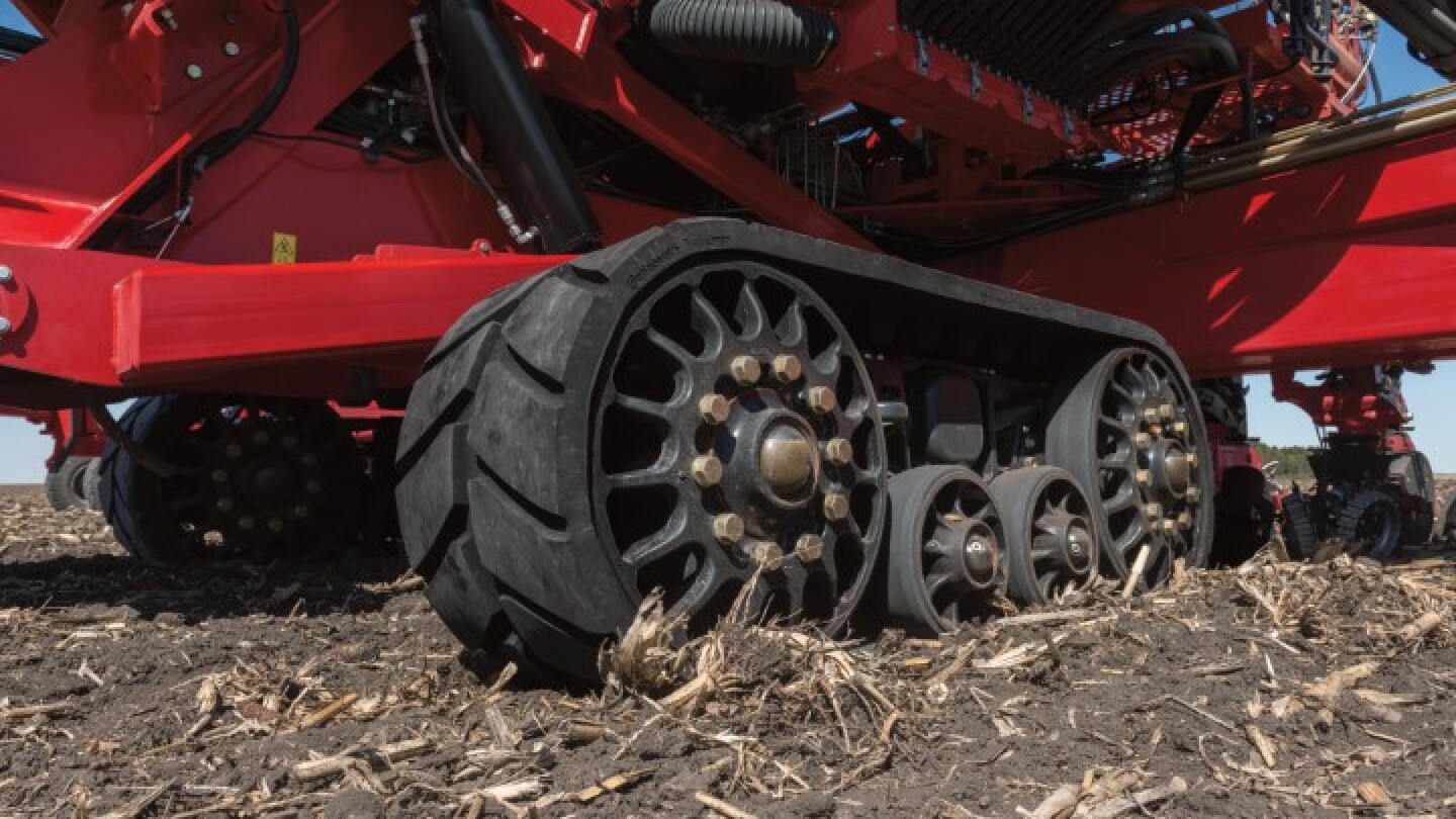 Case IH Expands Its Early Riser Planter Lineup - AgWeb
