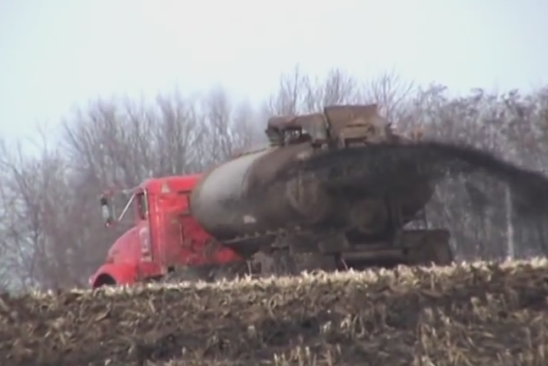 Michigan Farm, Regulators Defend Manure Spraying - The Packer - Fruit ...
