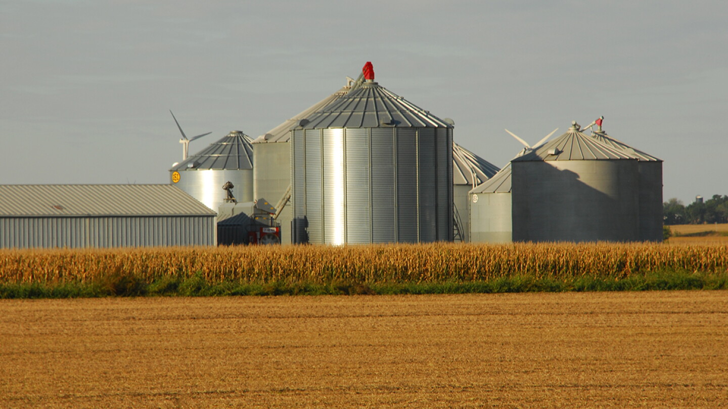 Two Essential Factors For Preserving Corn & Soybean Quality In On-Farm ...