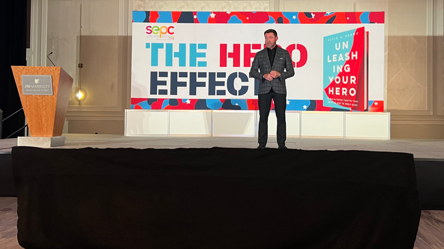 'The Hero Effect' author speaks to SEPC crowd about what sets heroes apart - The Packer