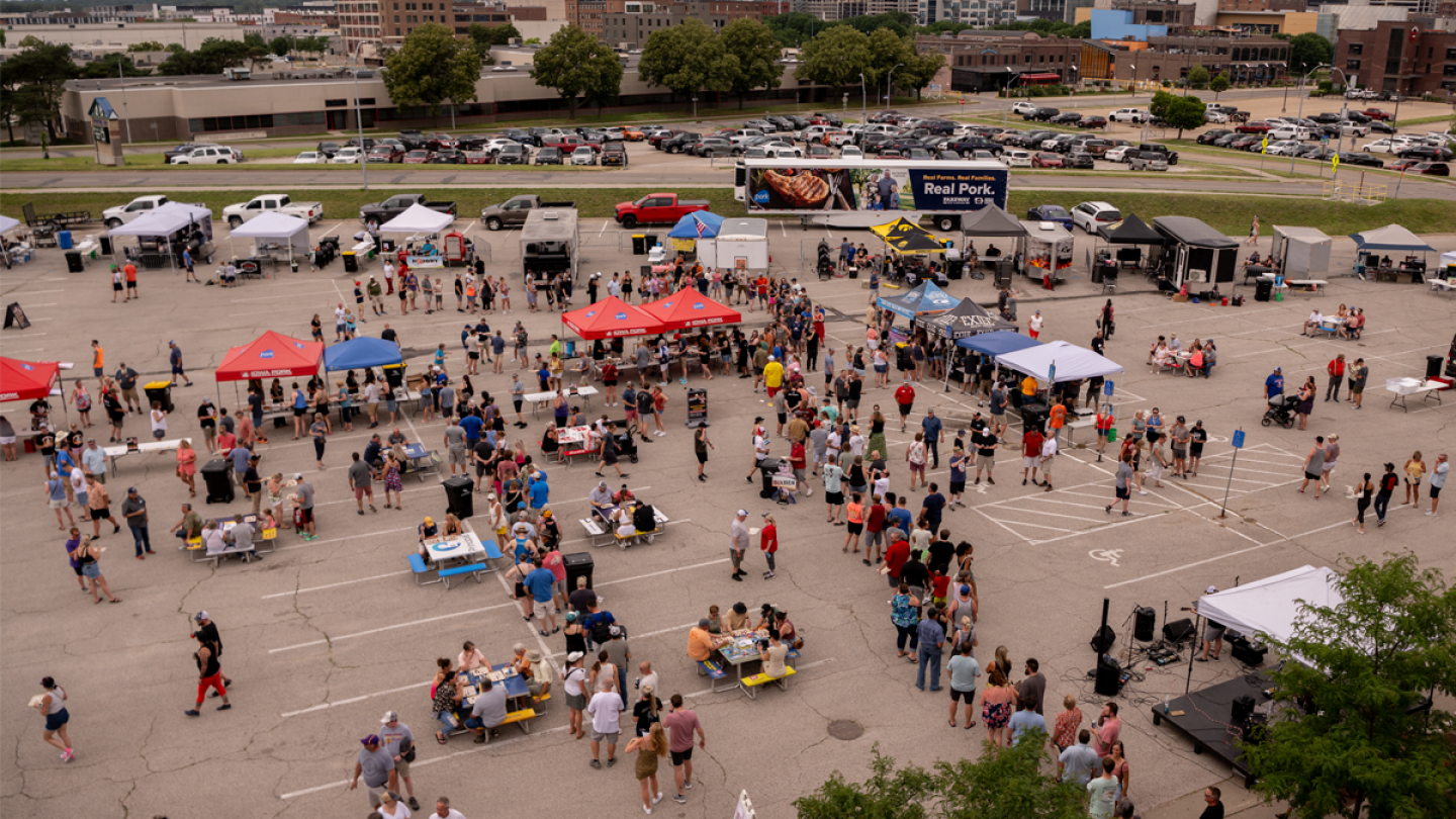 BBQ Competition Winners From NW Iowa Donate Prize Money To Flood ...