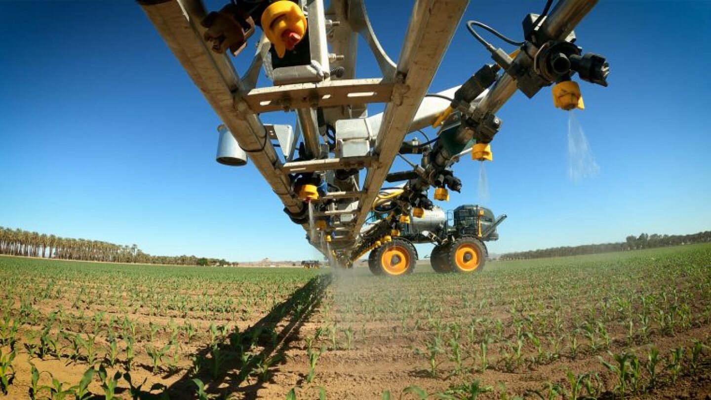 NuWay-K&H Cooperative Offers Selective Spraying Via Greeneye Technology ...