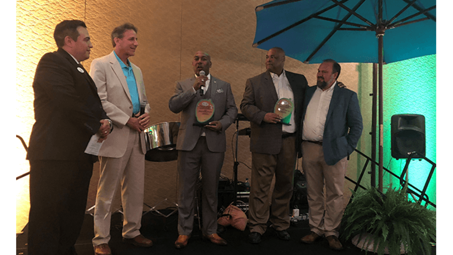 ShopRite named Mango Retailer of the Year - The Packer