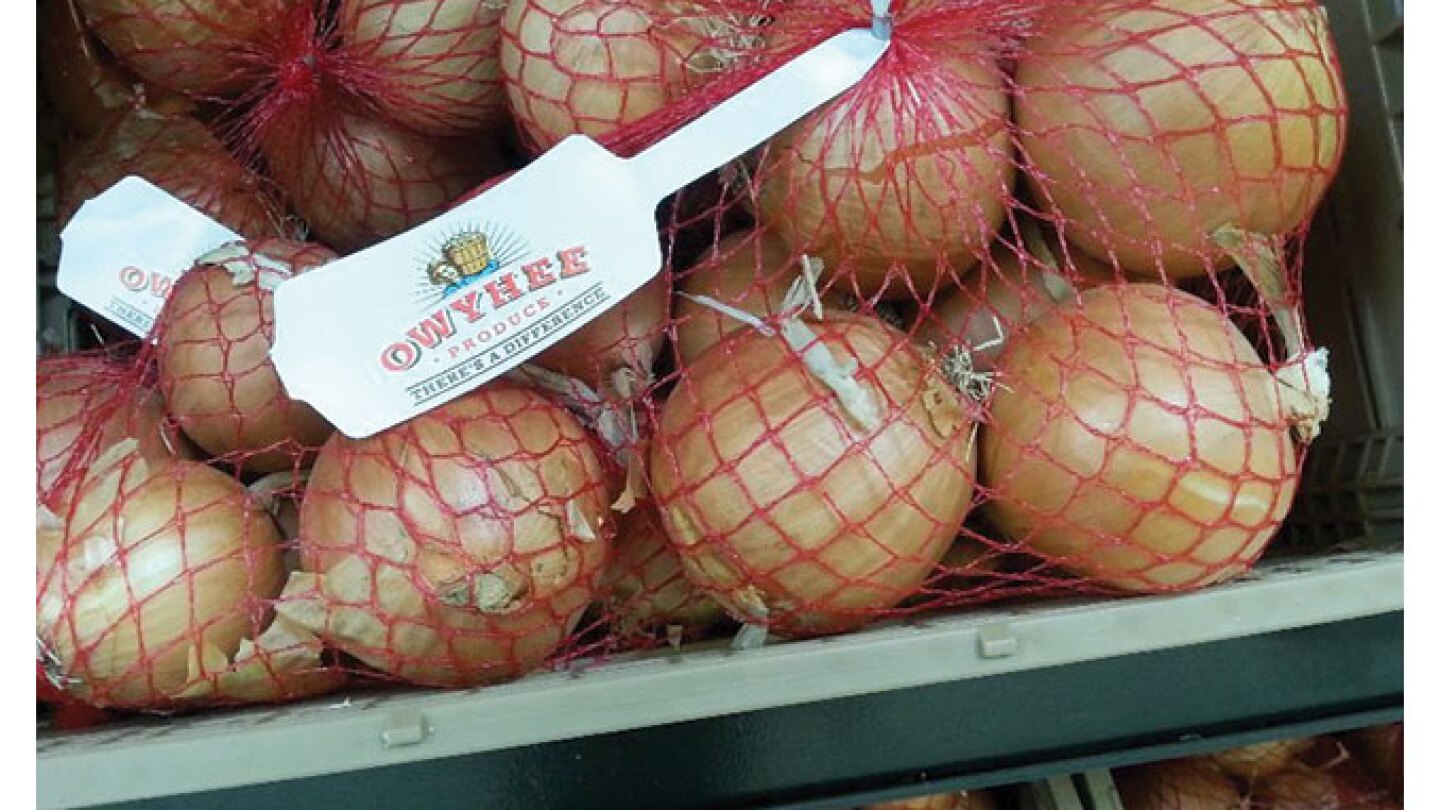 COVID-19 pandemic fuels packaged onion demand - The Packer