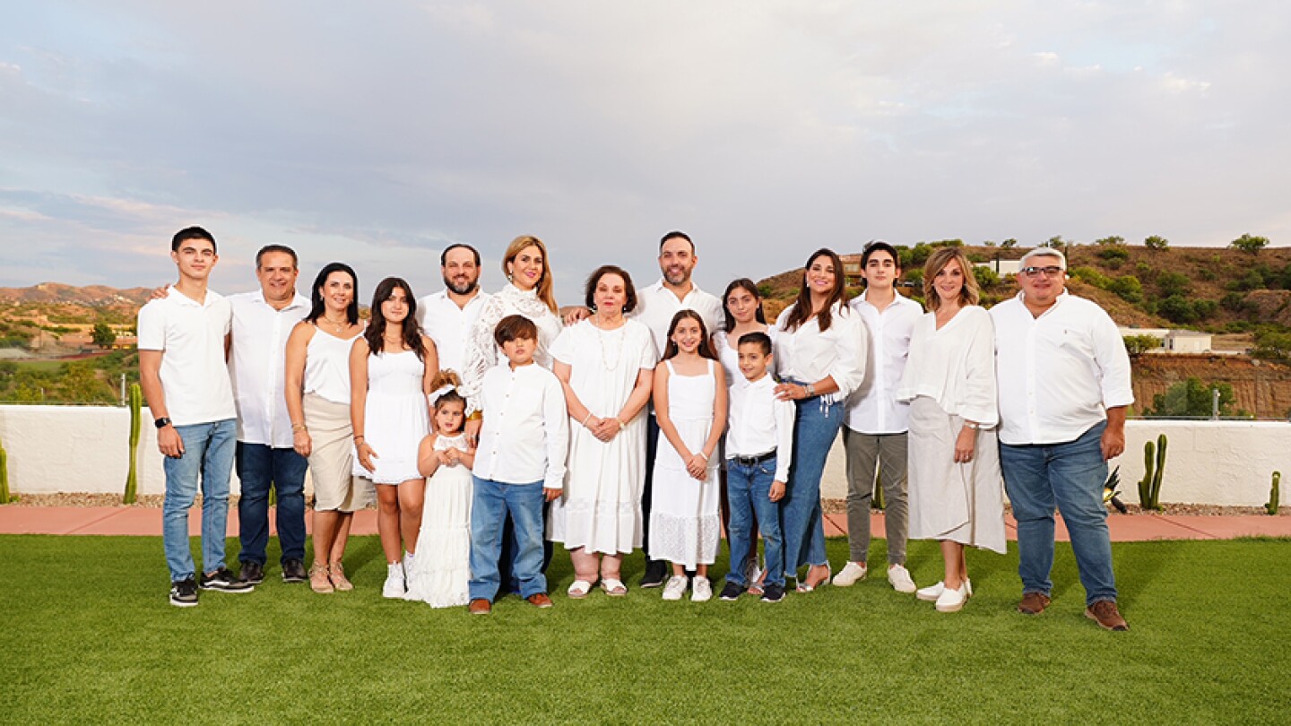 IPR Fresh marks 20th anniversary as bell pepper shipper - The Packer ...