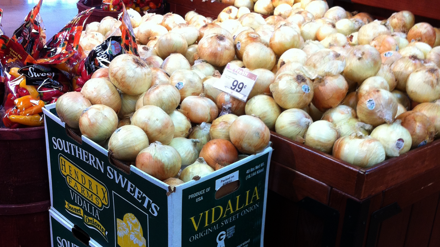 Vidalia onions to ship April 12 - The Packer