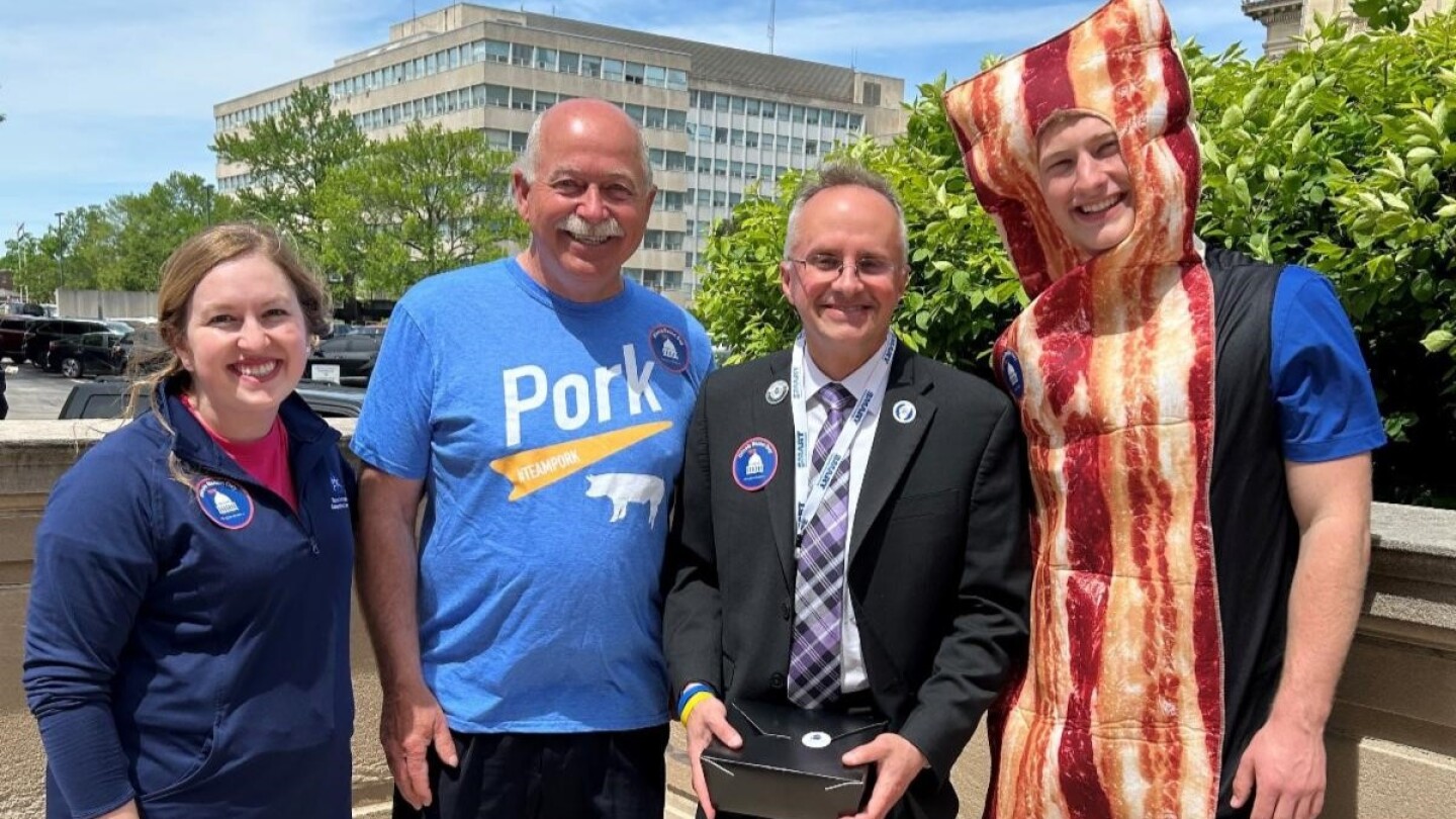 Bacon Takes Center Stage at Illinois State Capital