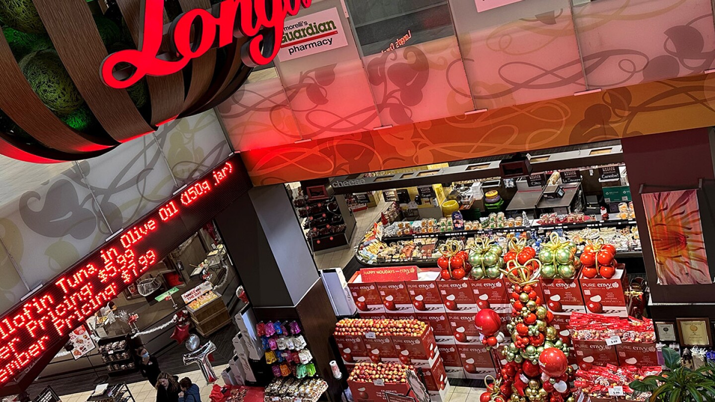 Envy apples and Hallmark actor host holiday sampling at Toronto Longo’s ...