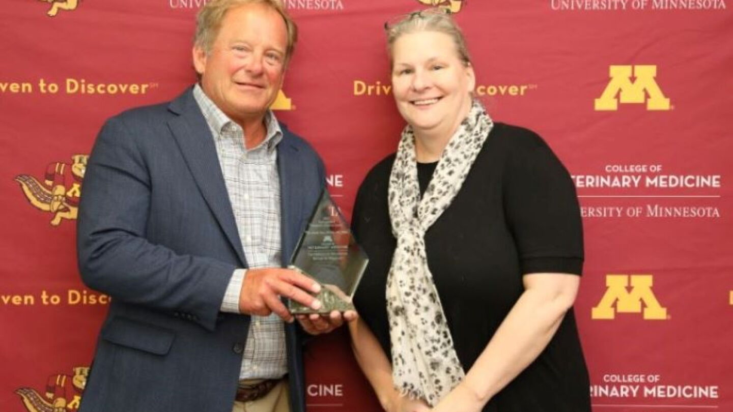 Quality, Quantity & Impact: Scott Dee Wins UMN CVM Distinguished ...